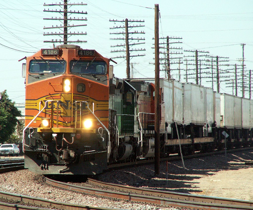 BNSF 4186